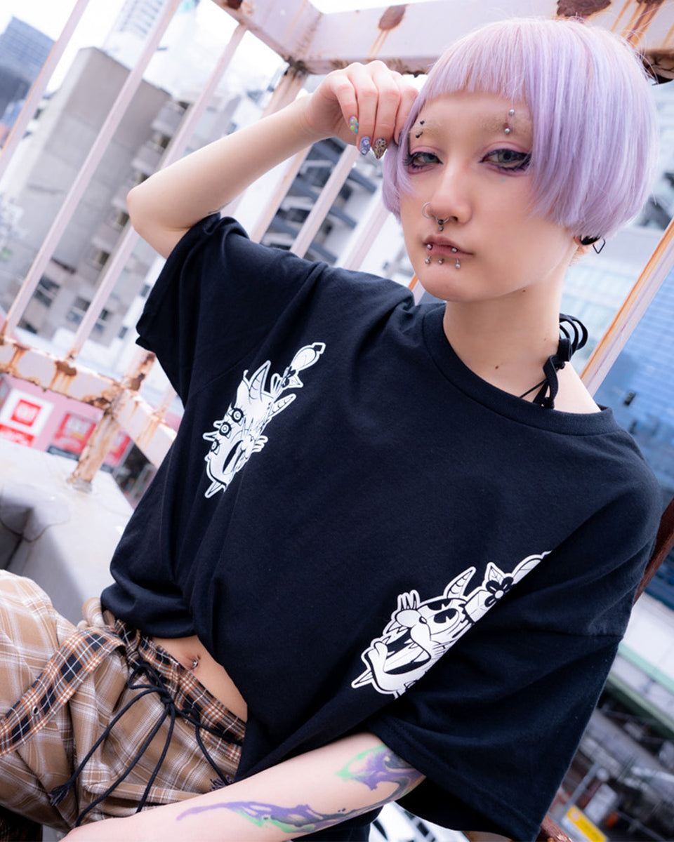 DAGGER CAT TEE – RESOLUTION OSAKA